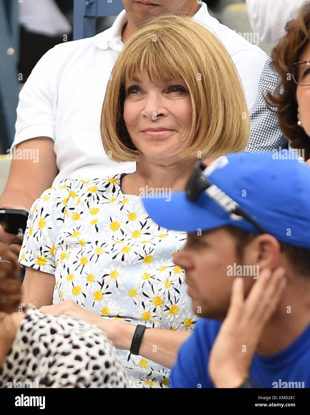 Roger federer and anna wintour hi-res stock photography and images - Alamy