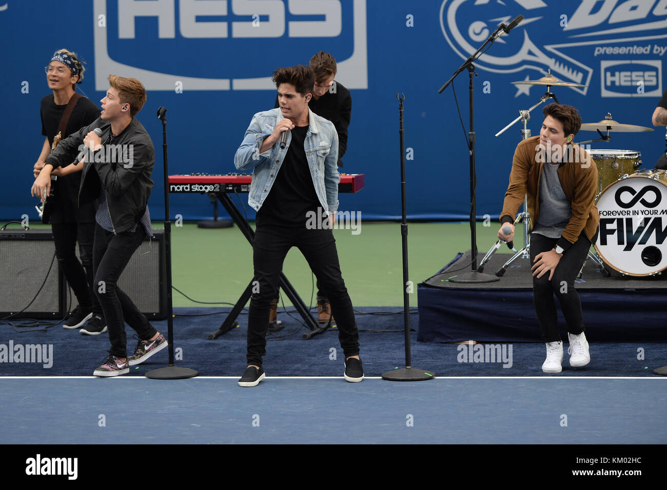 FLUSHING MEADOWS, NY - AUGUST 27: Emery Kelly, Liam Attridge, Ricky ...