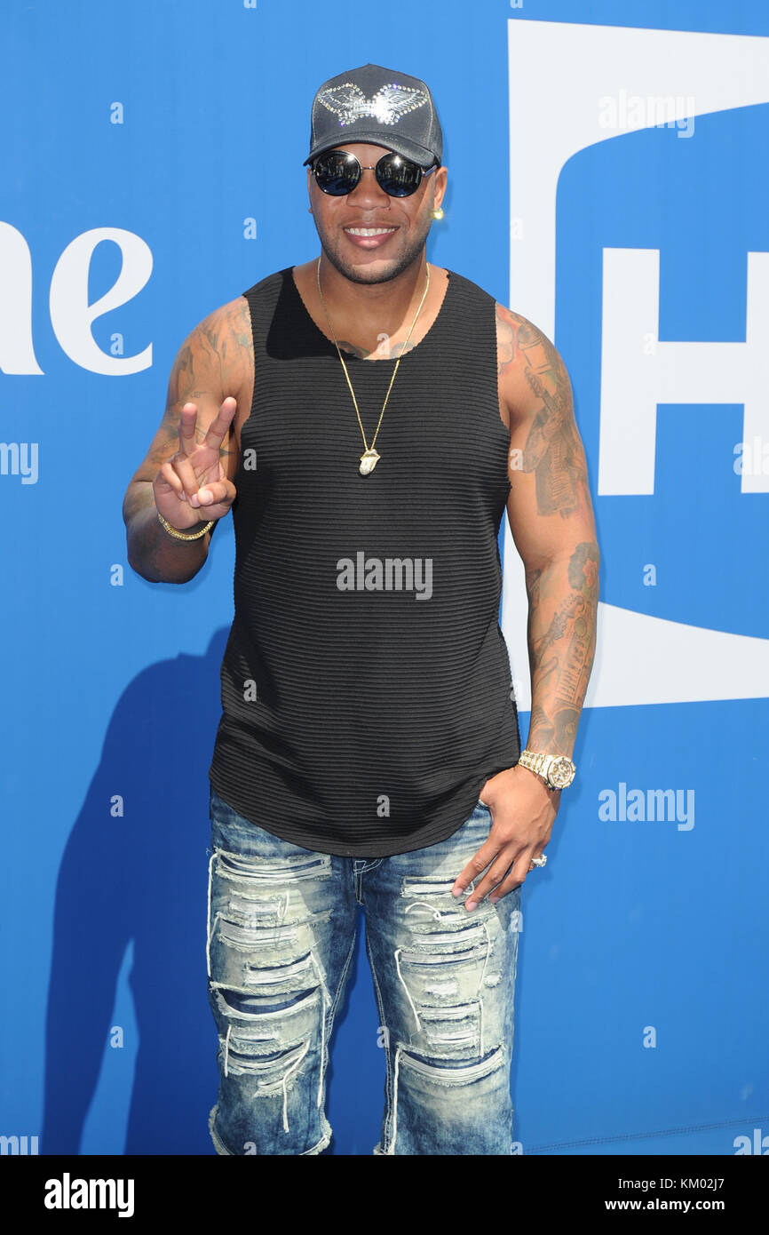 FLUSHING MEADOWS, NY - AUGUST 27: Flo Rida at the stadium show during ...