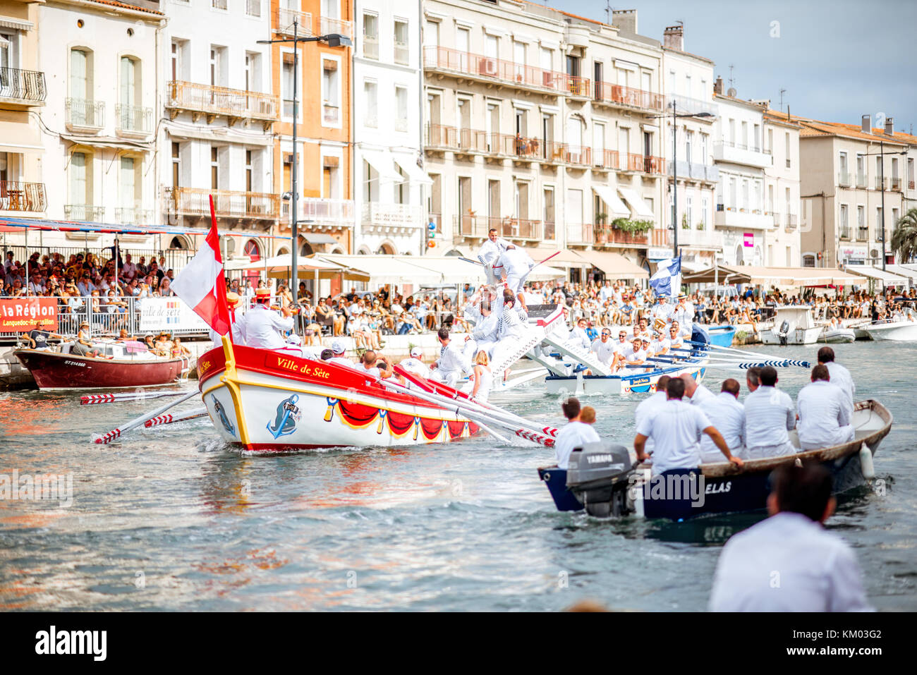 Water jousting in Sete town Stock Photo - Alamy