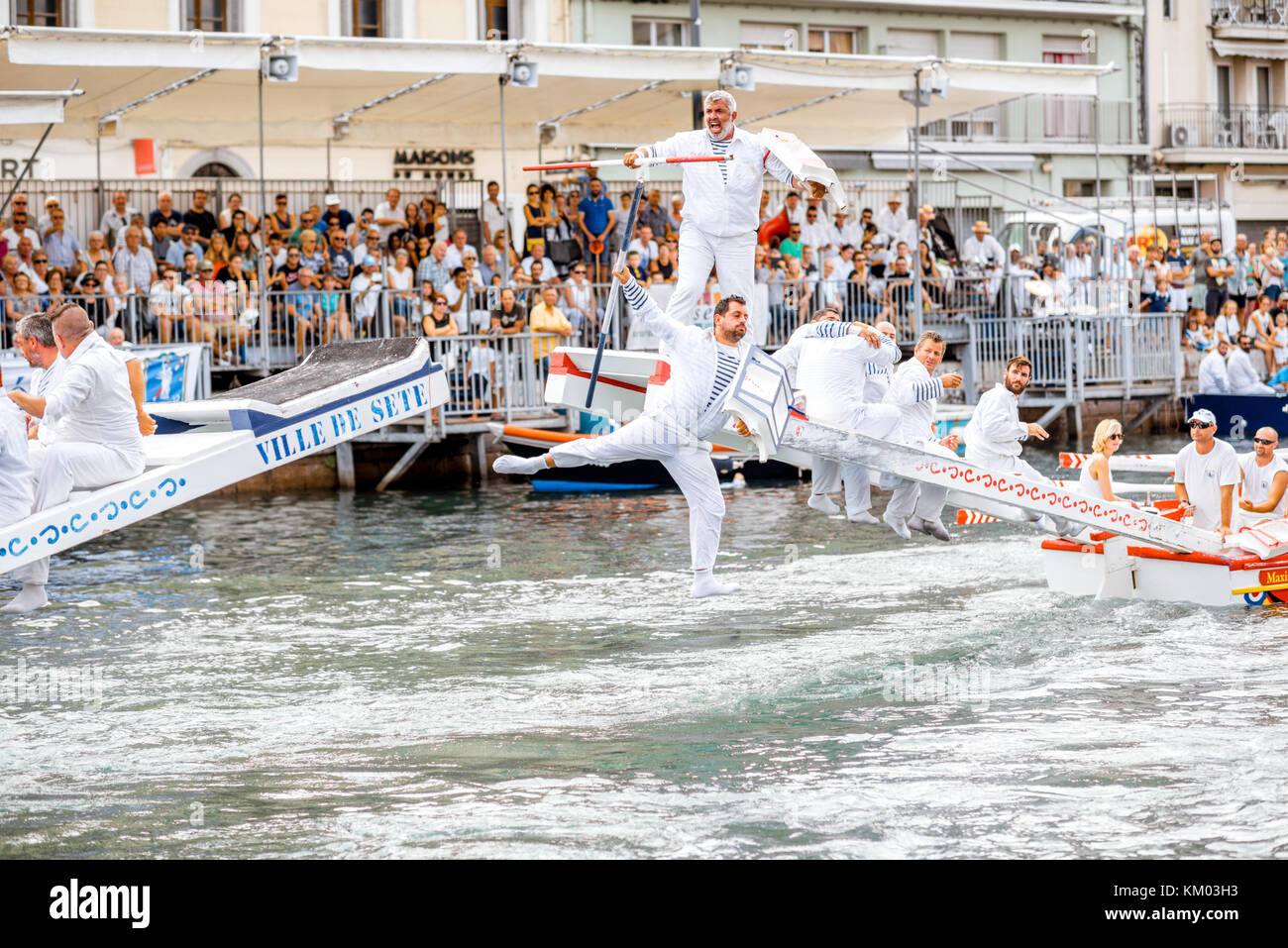 Water jousting in Sete town Stock Photo - Alamy