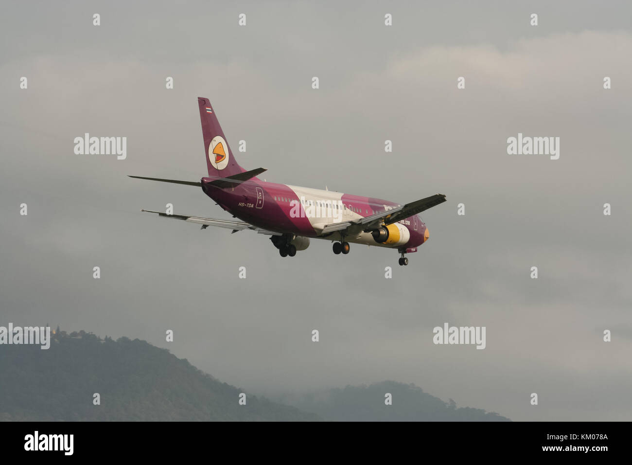 CHIANGMAI , THAILAND - CIRCA 2007: HS-TDA Boeing 737-400 of NokAir ...