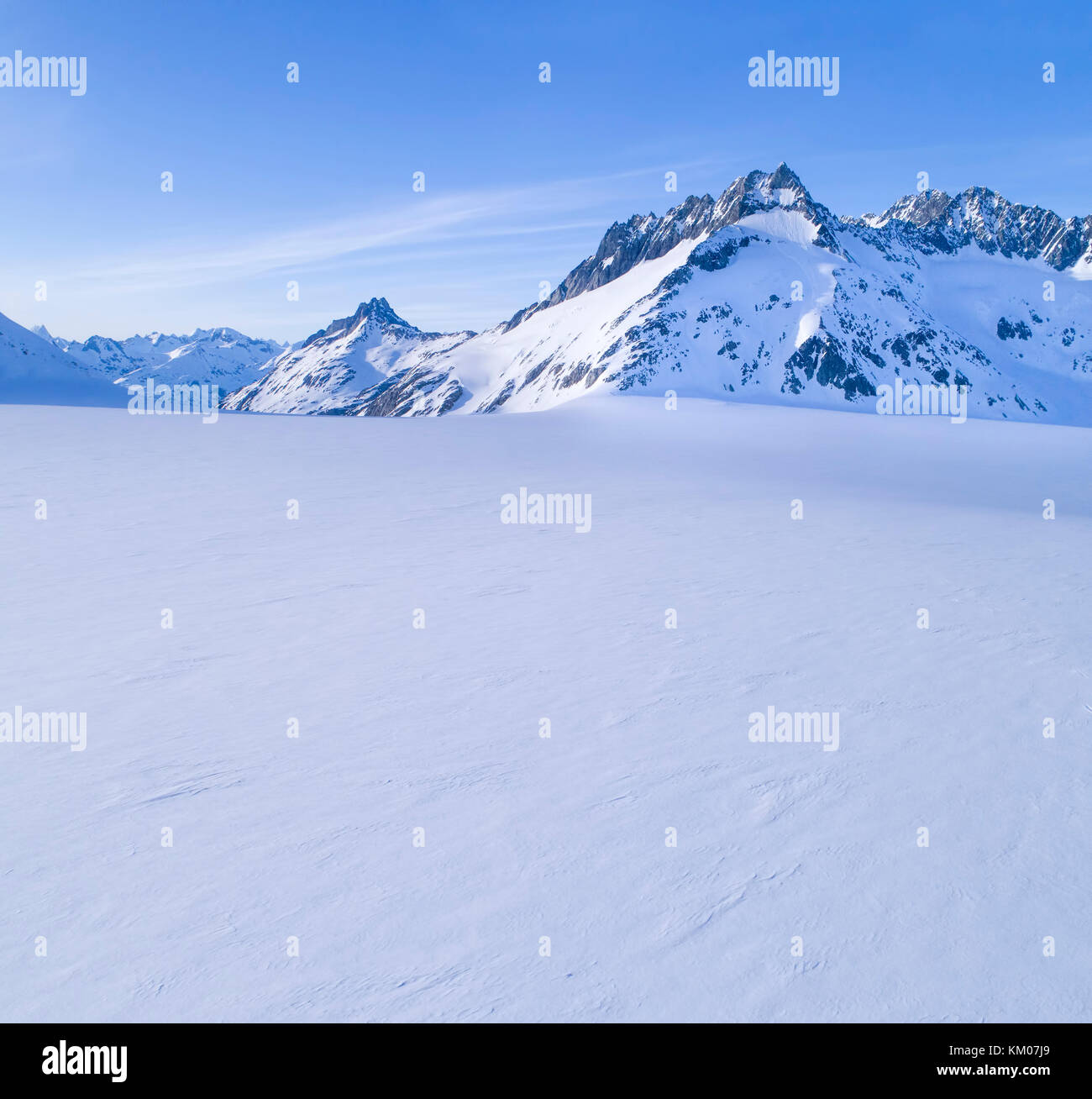 Large unblemished snow field in the Coast Range mountains in Southeast ...