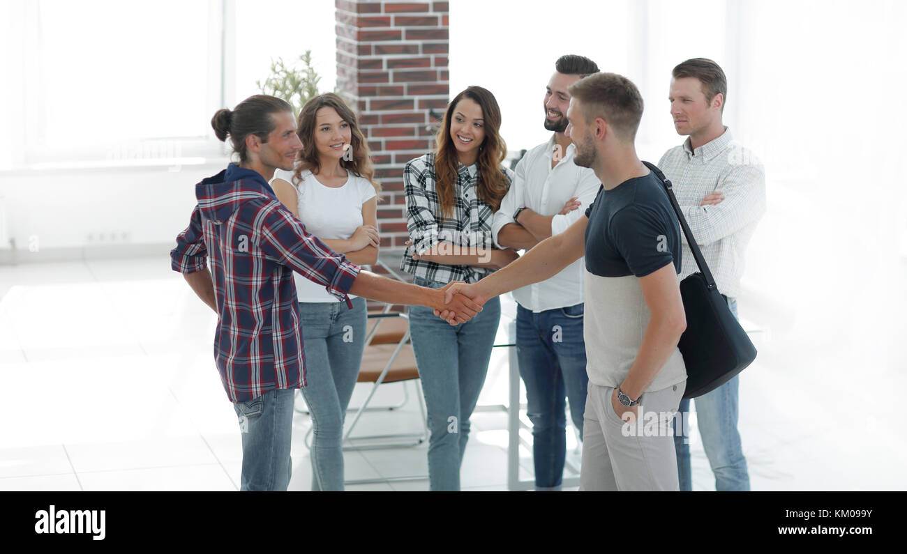 handshake Manager and customer in the office Stock Photo - Alamy
