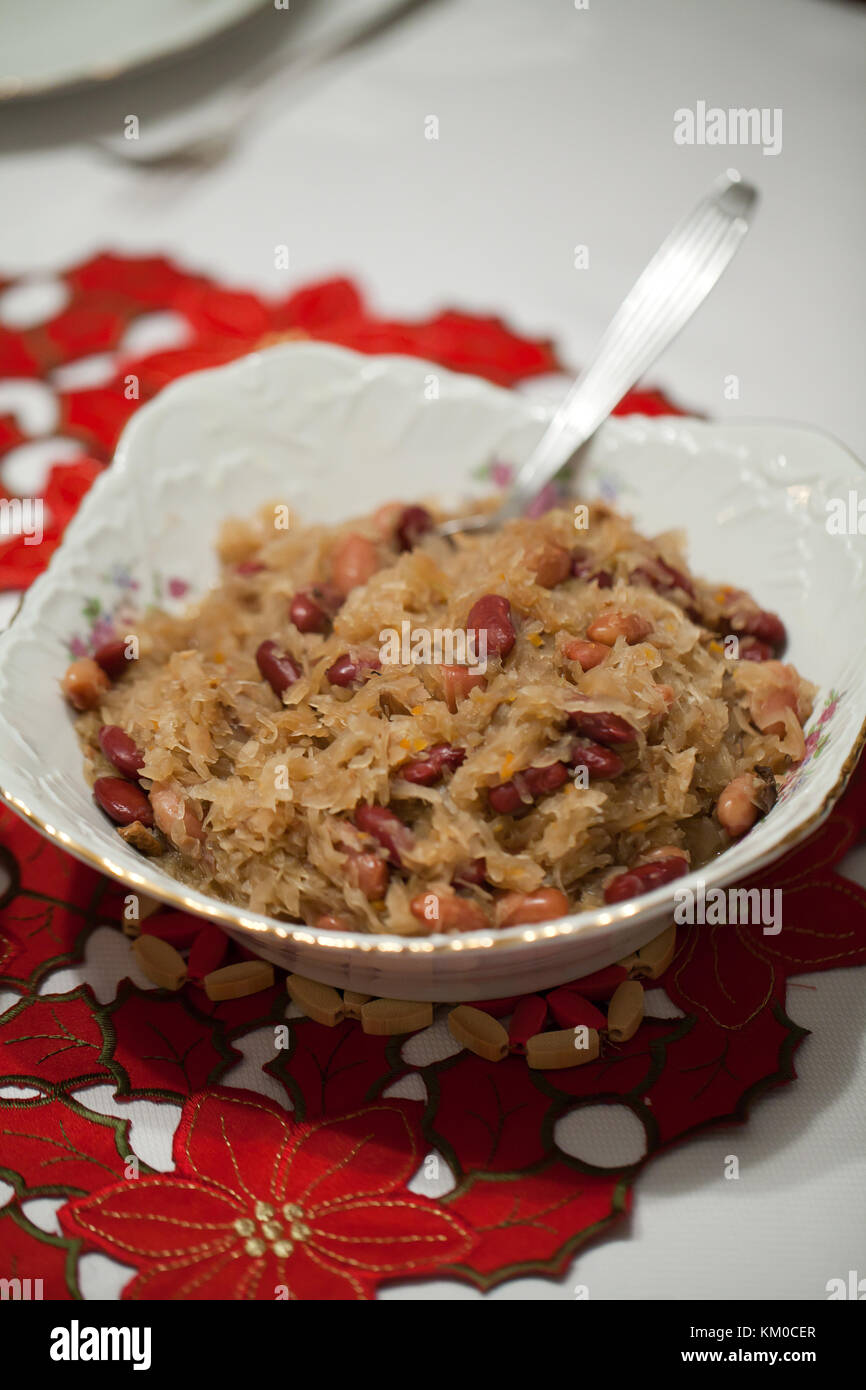cabbage and red beans Stock Photo - Alamy