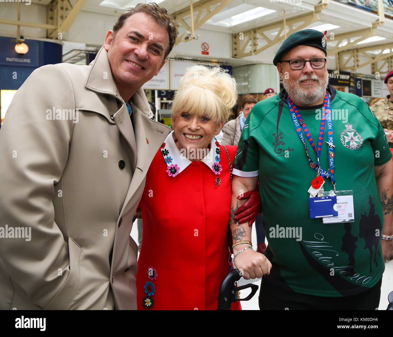 Dame Barbara Windsor and Shane Richie joins the Parachute Regiment Band ...