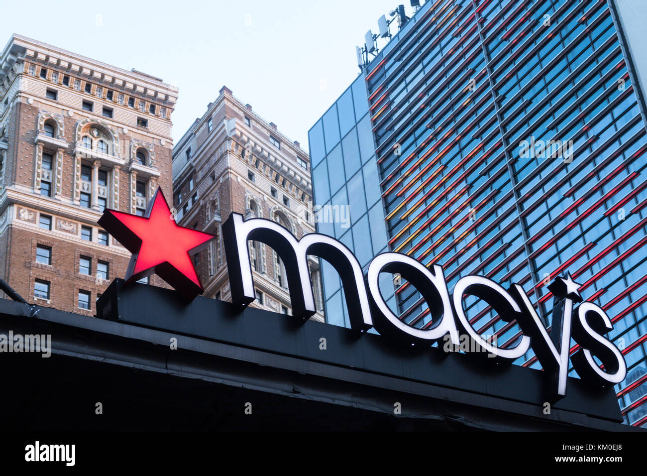 R.H. Macy Flagship Department Store Sign in Herald Square, NYC, USA ...