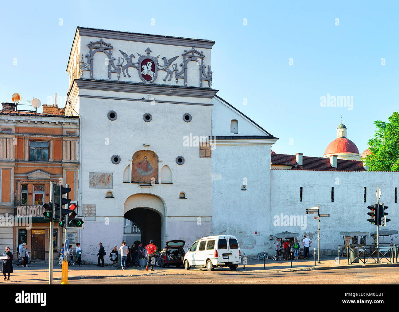 Vilnius archway hi-res stock photography and images - Alamy