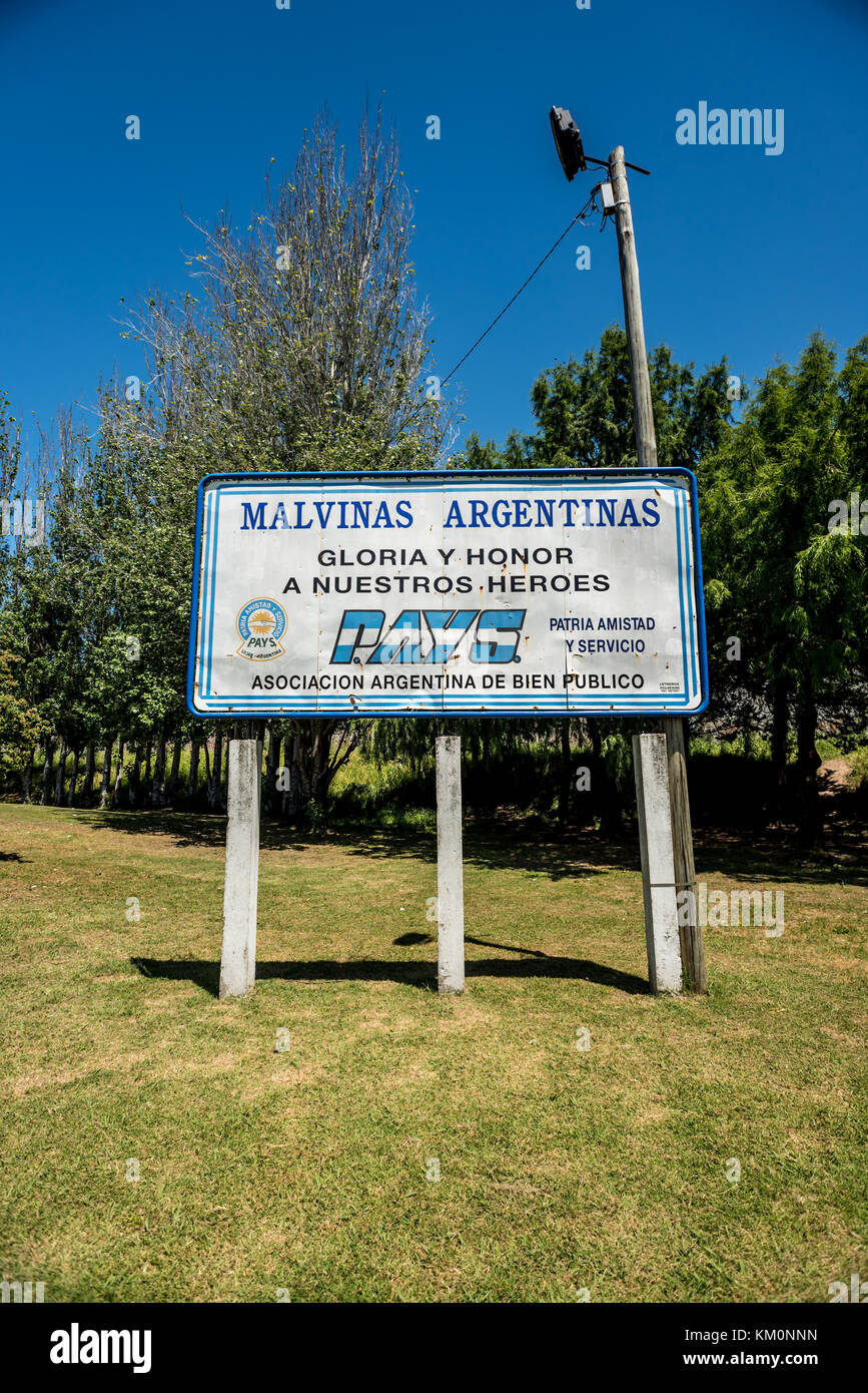 Memorial to soldiers killed in the Falklands war / Malvinas war in ...