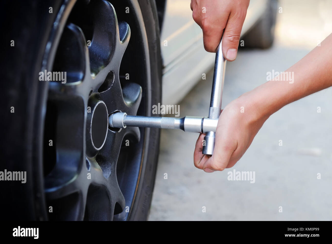 Auto industry hi-res stock photography and images - Alamy