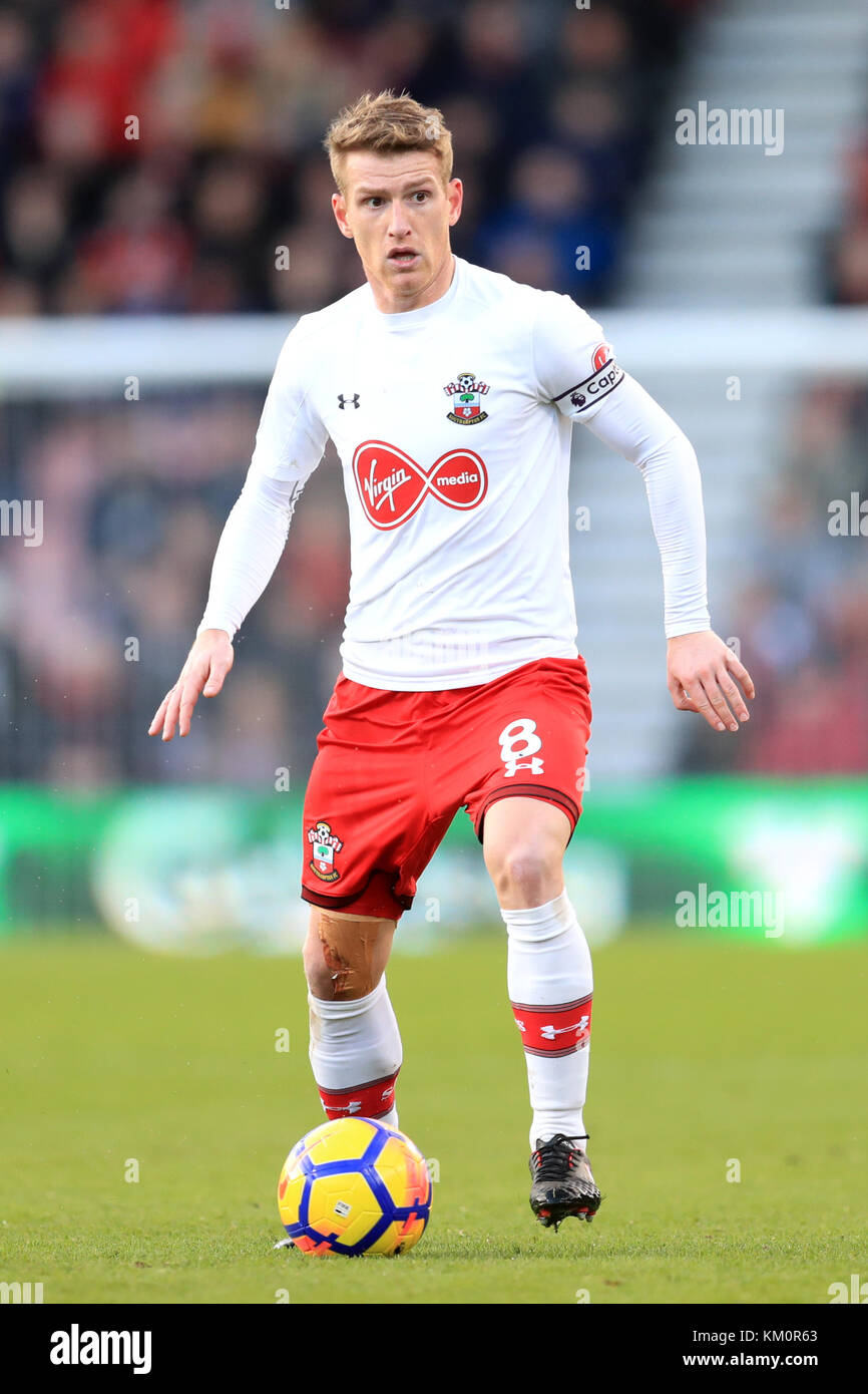 Southampton's Steven Davis Stock Photo - Alamy