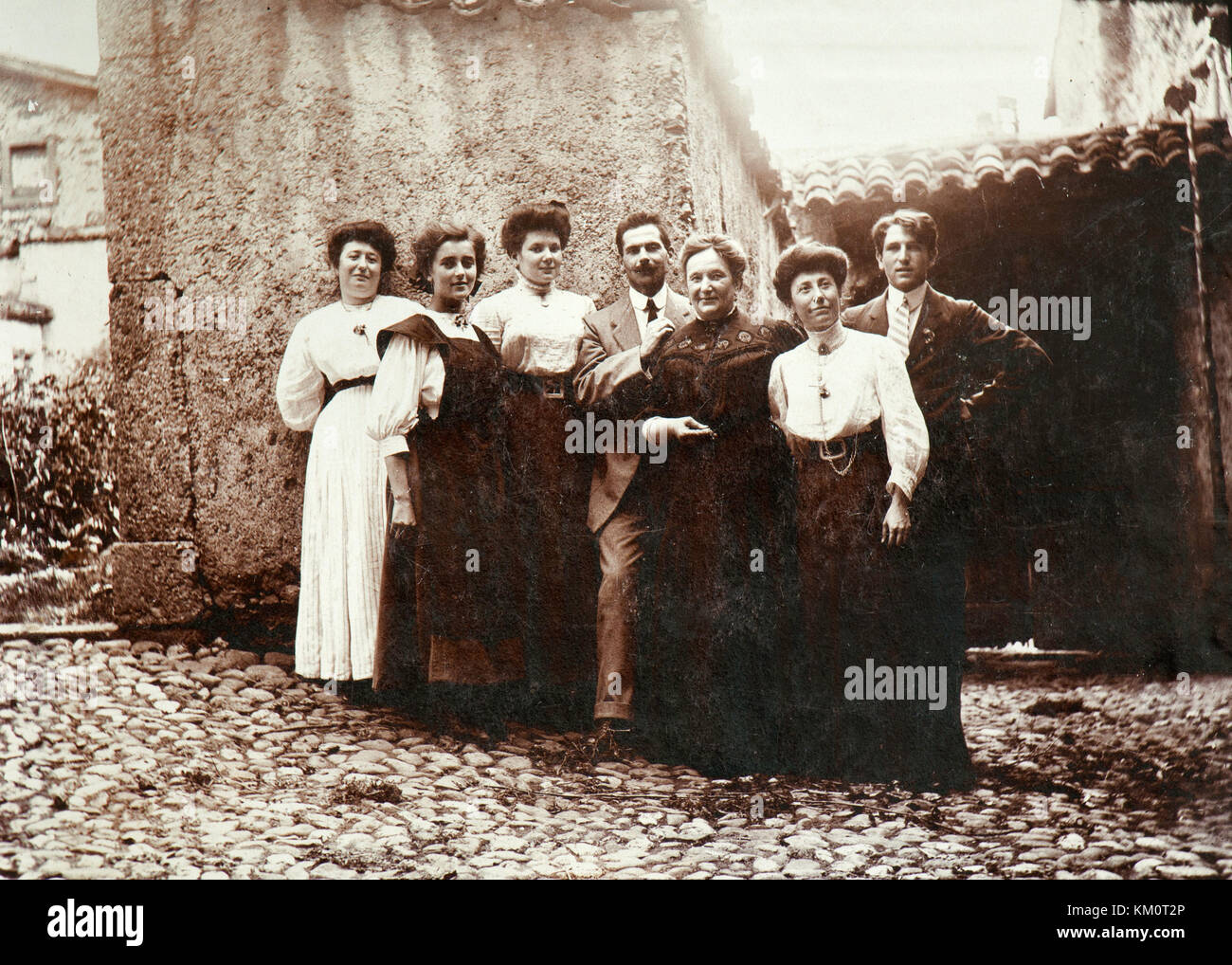 Italian family hi-res stock photography and images - Alamy