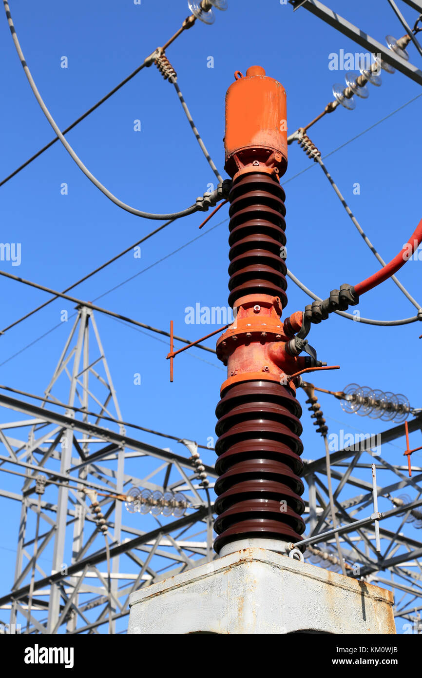 electrical device for measuring the current and voltage of an electric ...