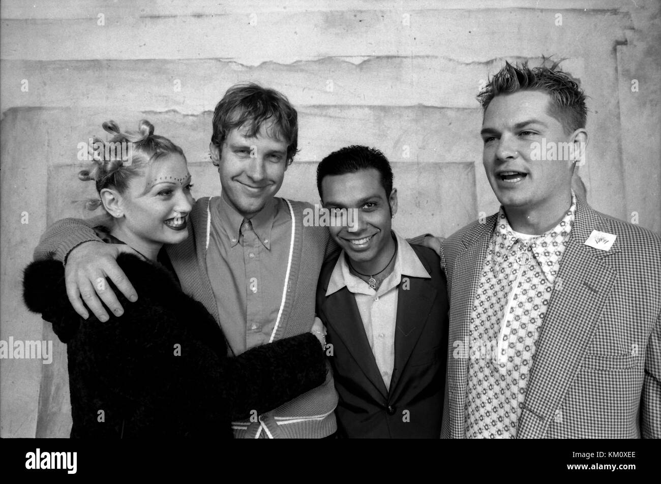 Gwen stefani portrait session hi-res stock photography and images - Alamy