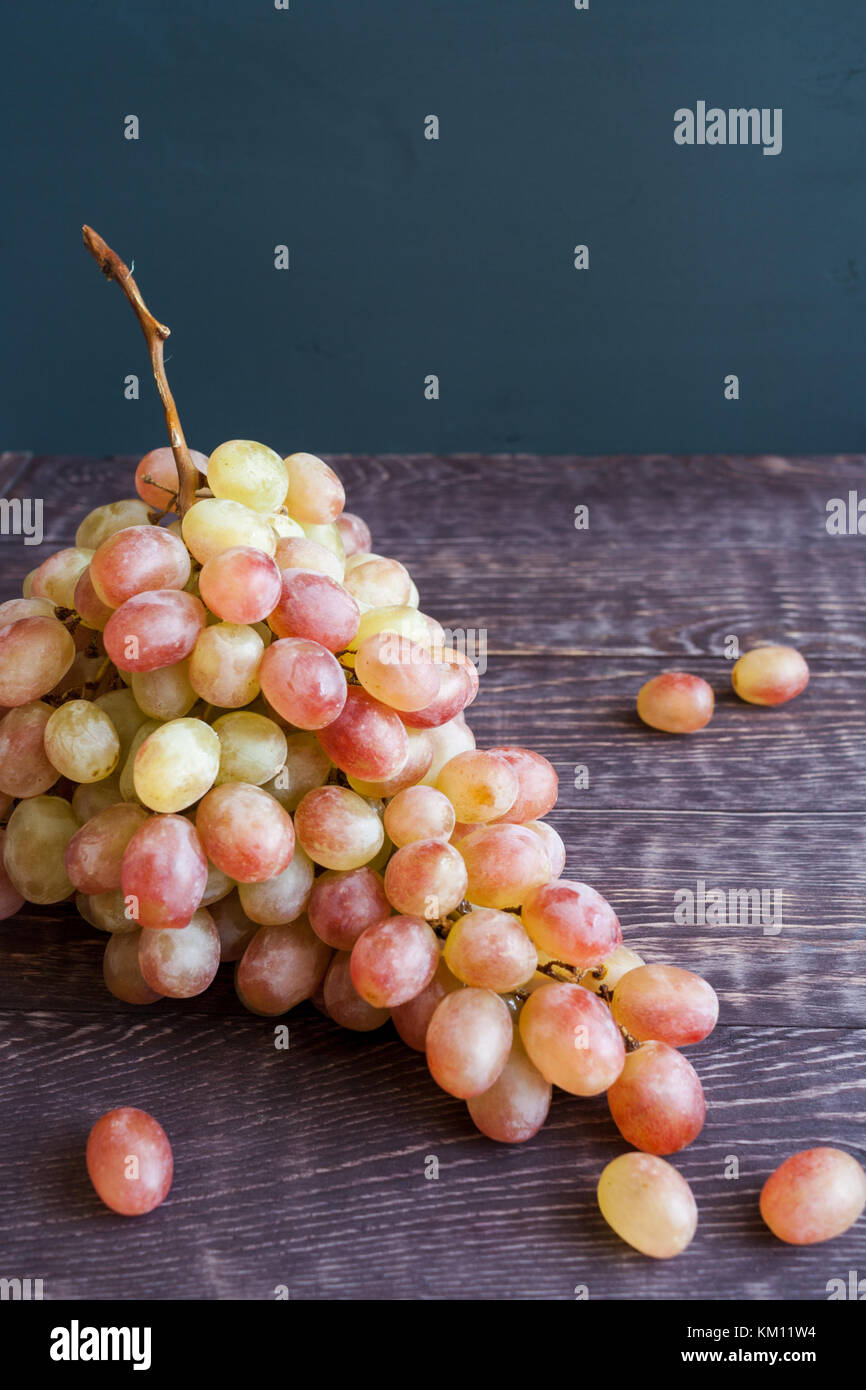 Big grapes hi-res stock photography and images - Alamy