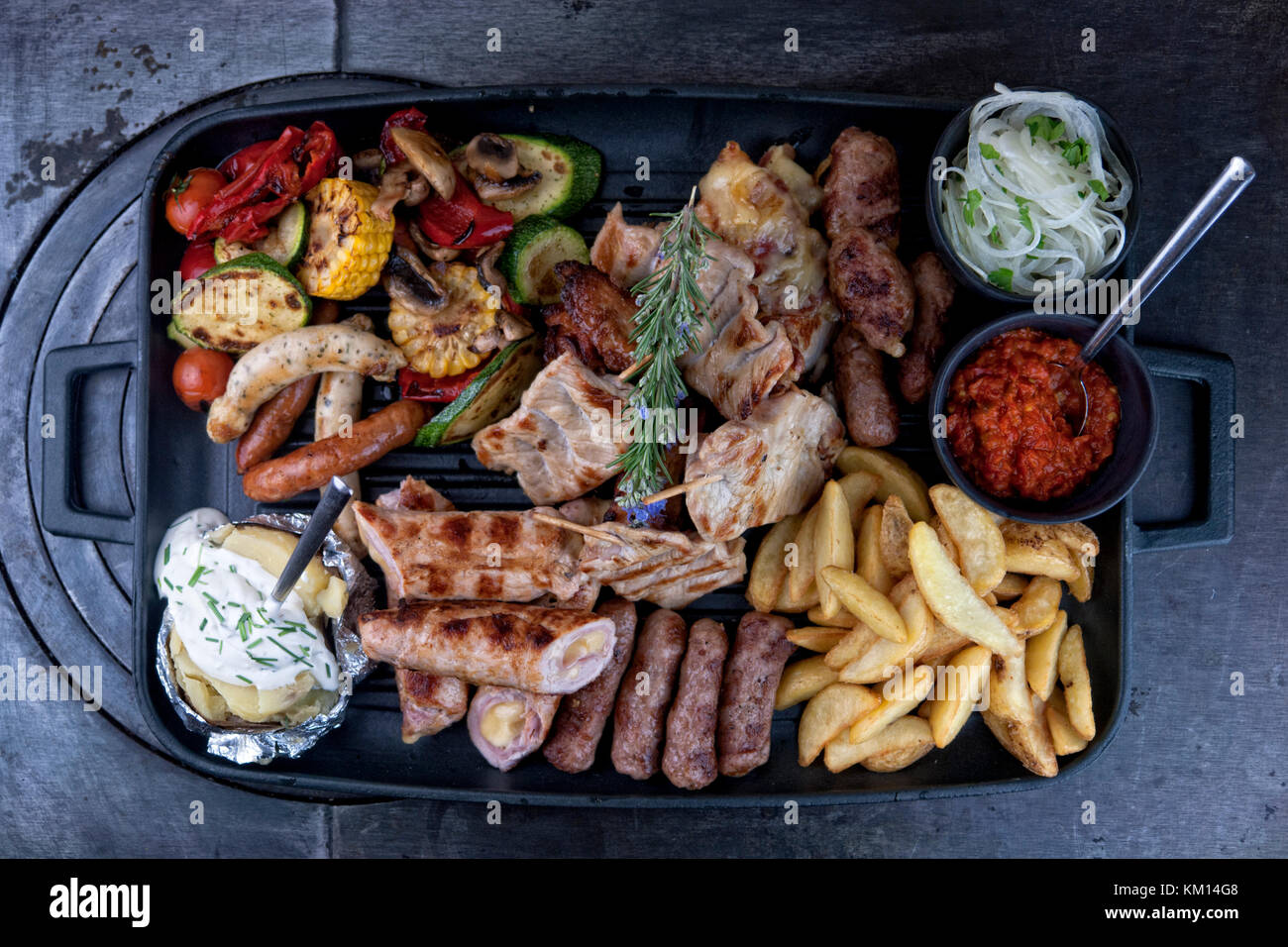 Meatplate hi-res stock photography and images - Alamy
