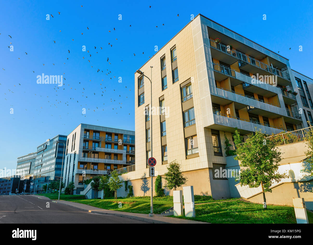 Complex of new residential houses Stock Photo - Alamy