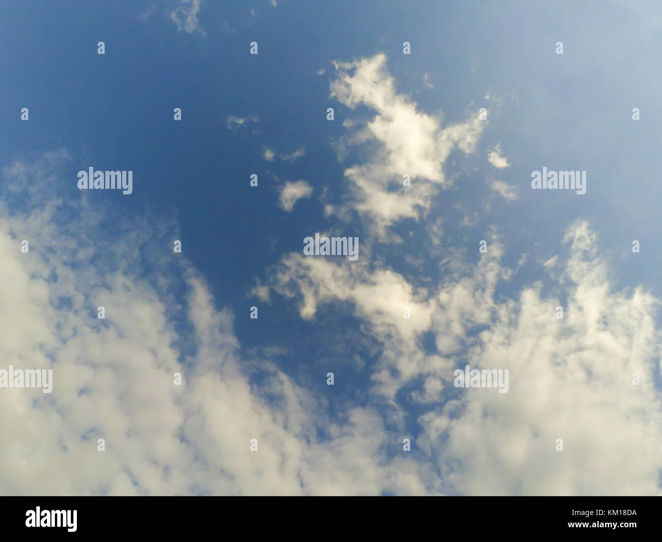 Cloud walpaper hi-res stock photography and images - Alamy
