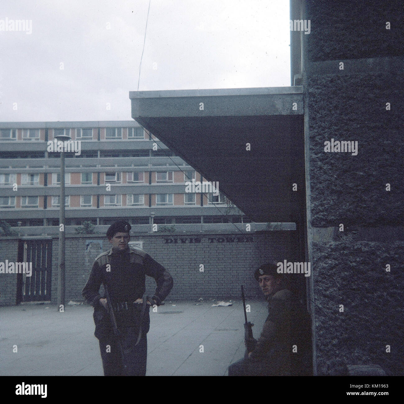 1969 belfast soldiers High Resolution Stock Photography and Images - Alamy