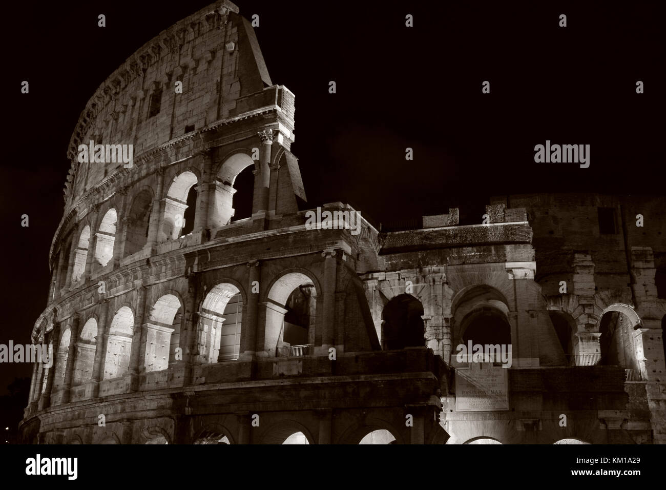 The Colosseum at night in Rome, Italy Stock Photo - Alamy