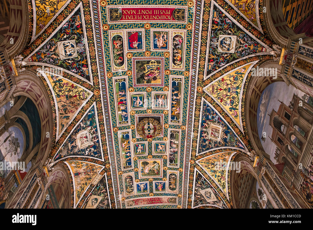 SIENA, ITALY, JUNE 11, 2016 : architectural detais of the Piccolomini ...