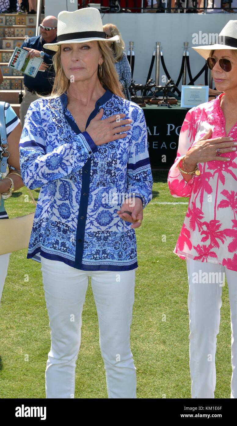 Bo derek beach hi-res stock photography and images - Alamy