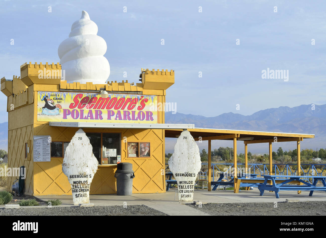 World's Tallest Ice Cream Stand Pahrump, Nevda, USA Stock Photo - Alamy