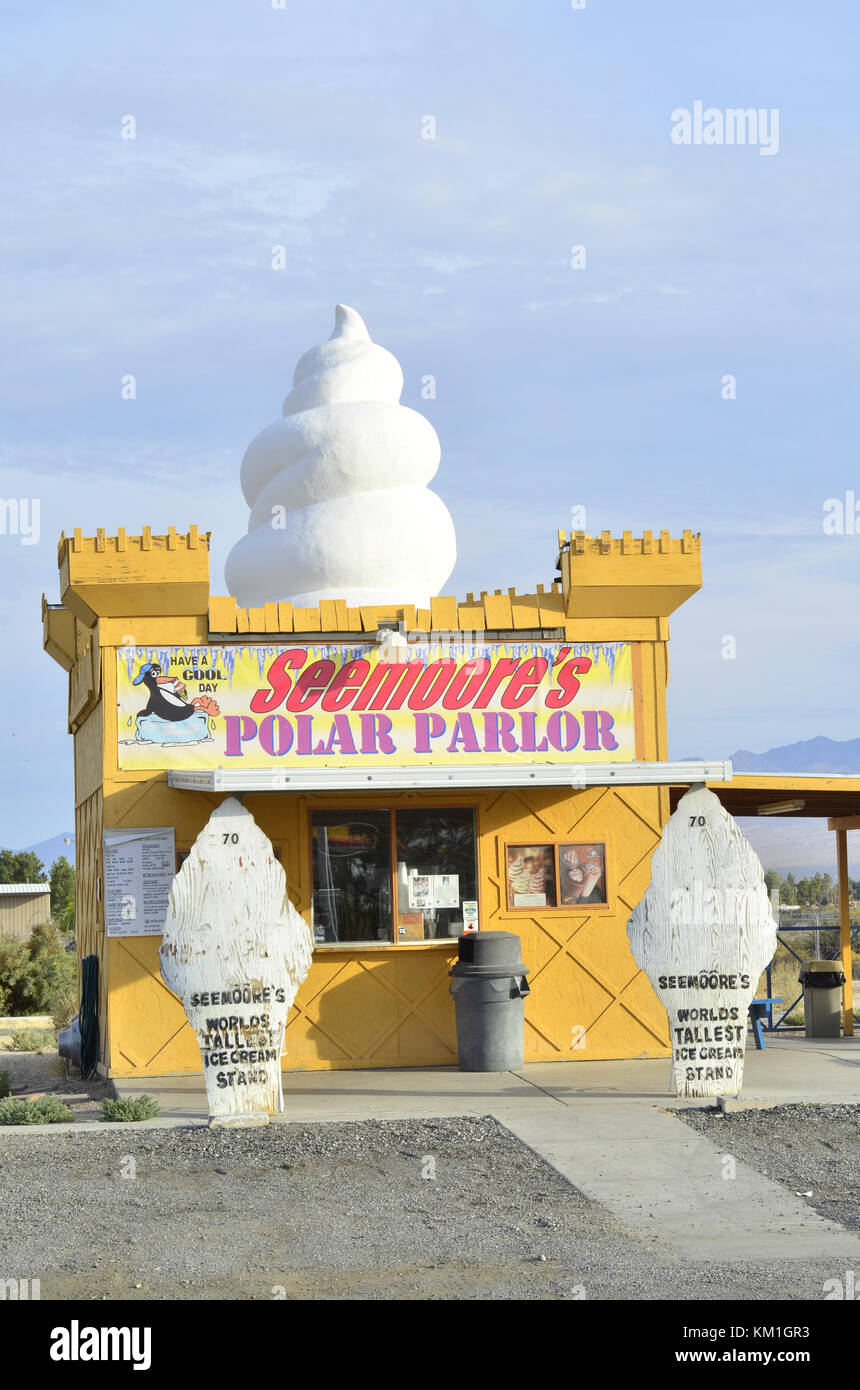 World's Tallest Ice Cream Stand Pahrump, Nevda, USA Stock Photo - Alamy