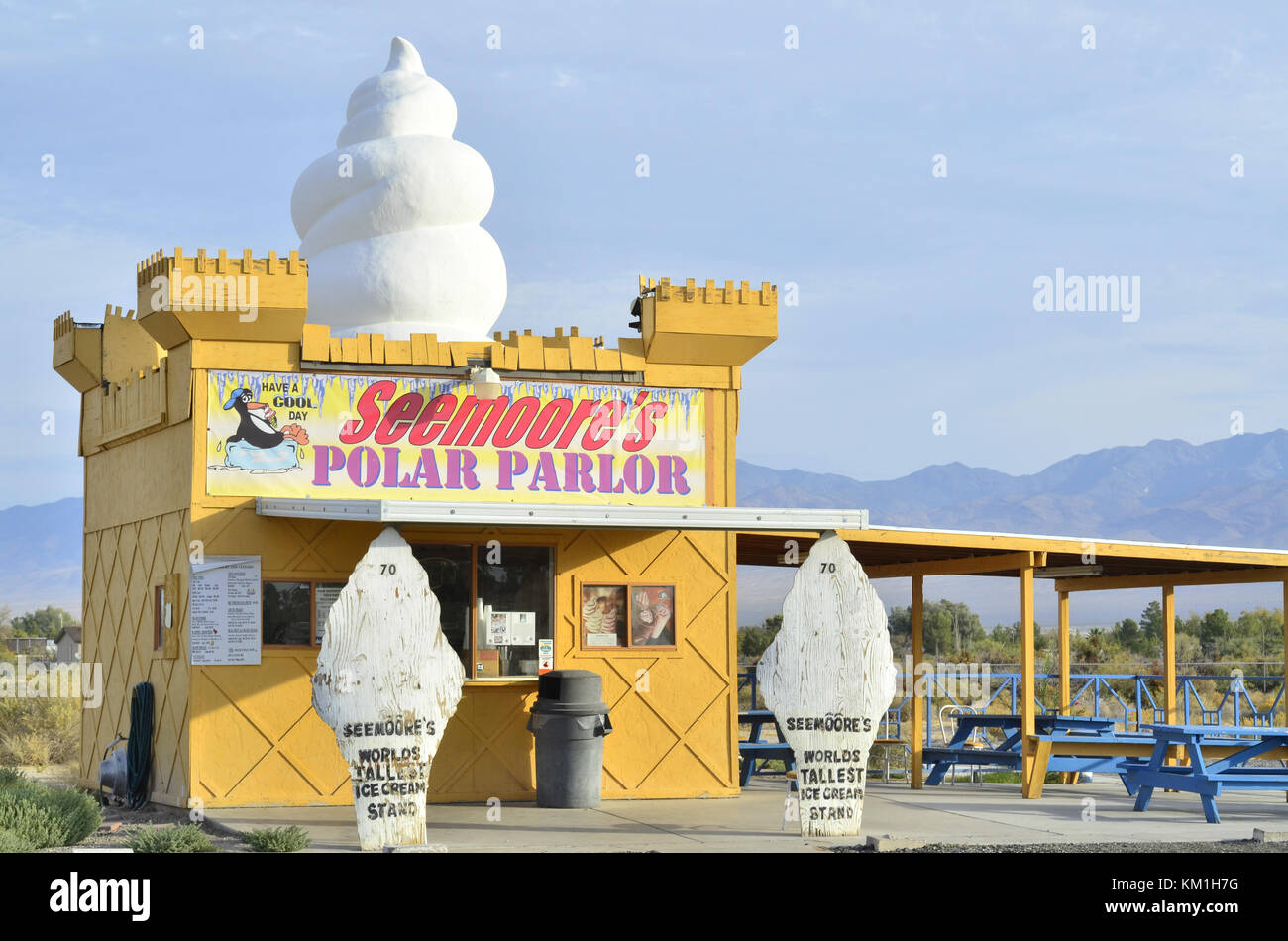 World's Tallest Ice Cream Stand Pahrump, Nevda, USA Stock Photo - Alamy