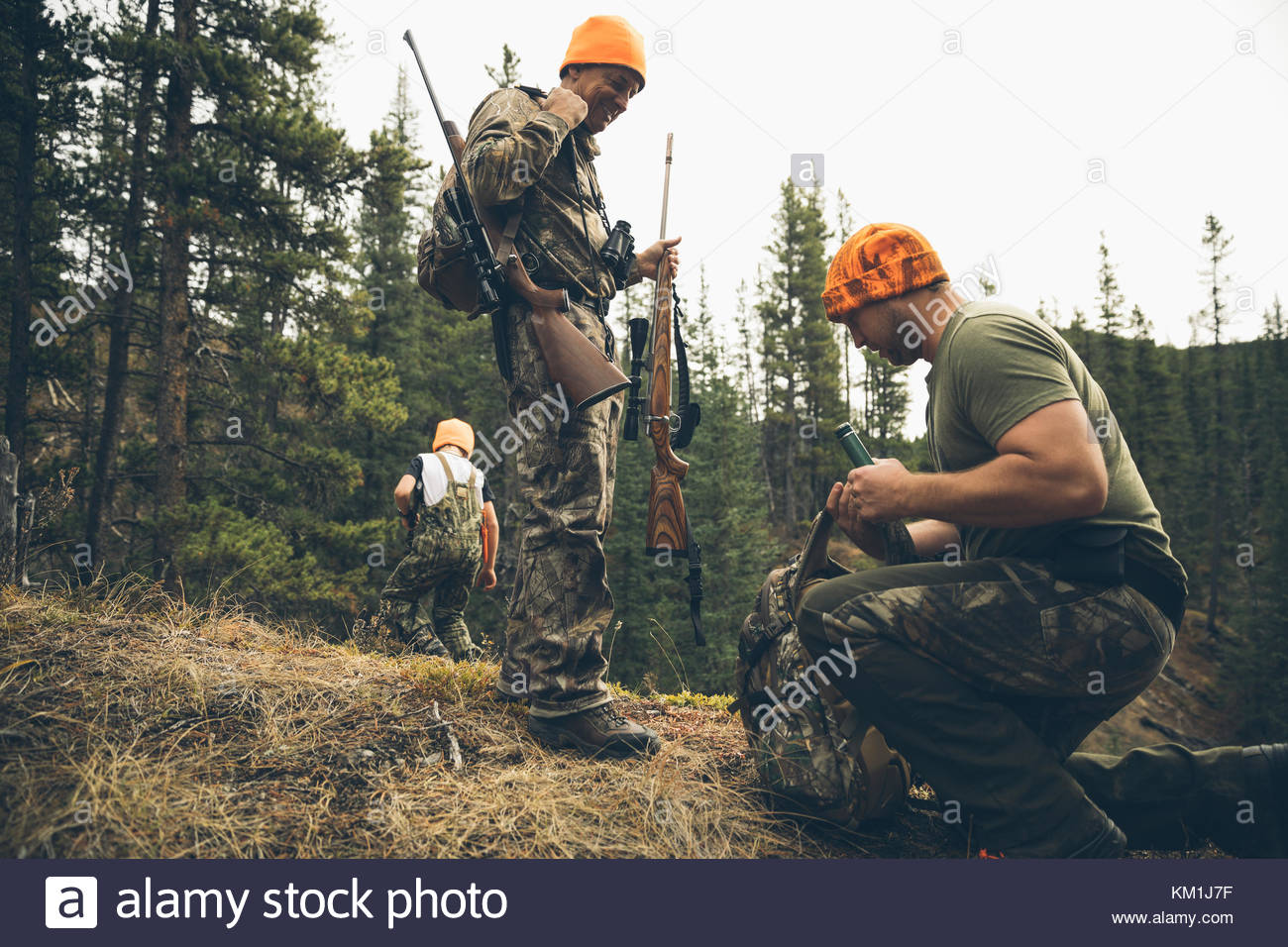 Man kneeling low angle hi-res stock photography and images - Alamy