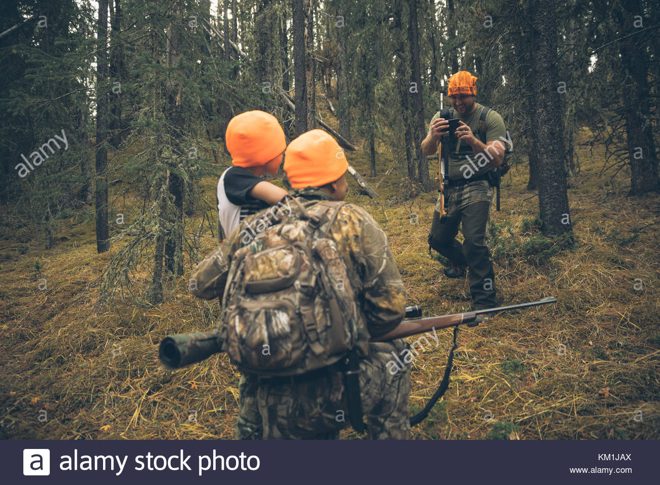 Photographing woodland hi-res stock photography and images - Alamy Photographing woodland hi-res stock photography and images - Alamy