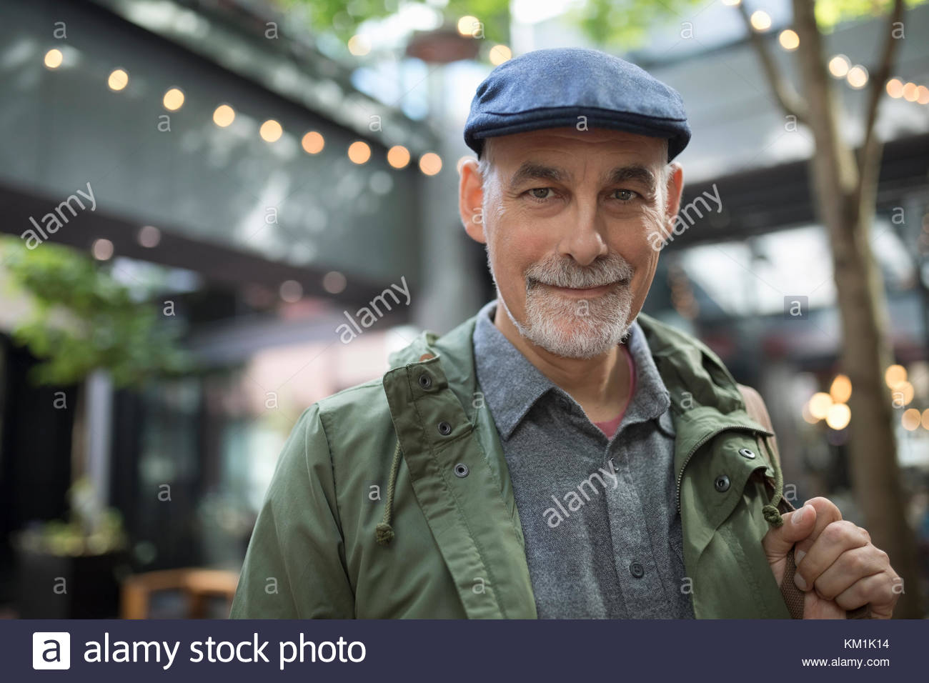 Head and shoulders smiling cap hi-res stock photography and images - Alamy