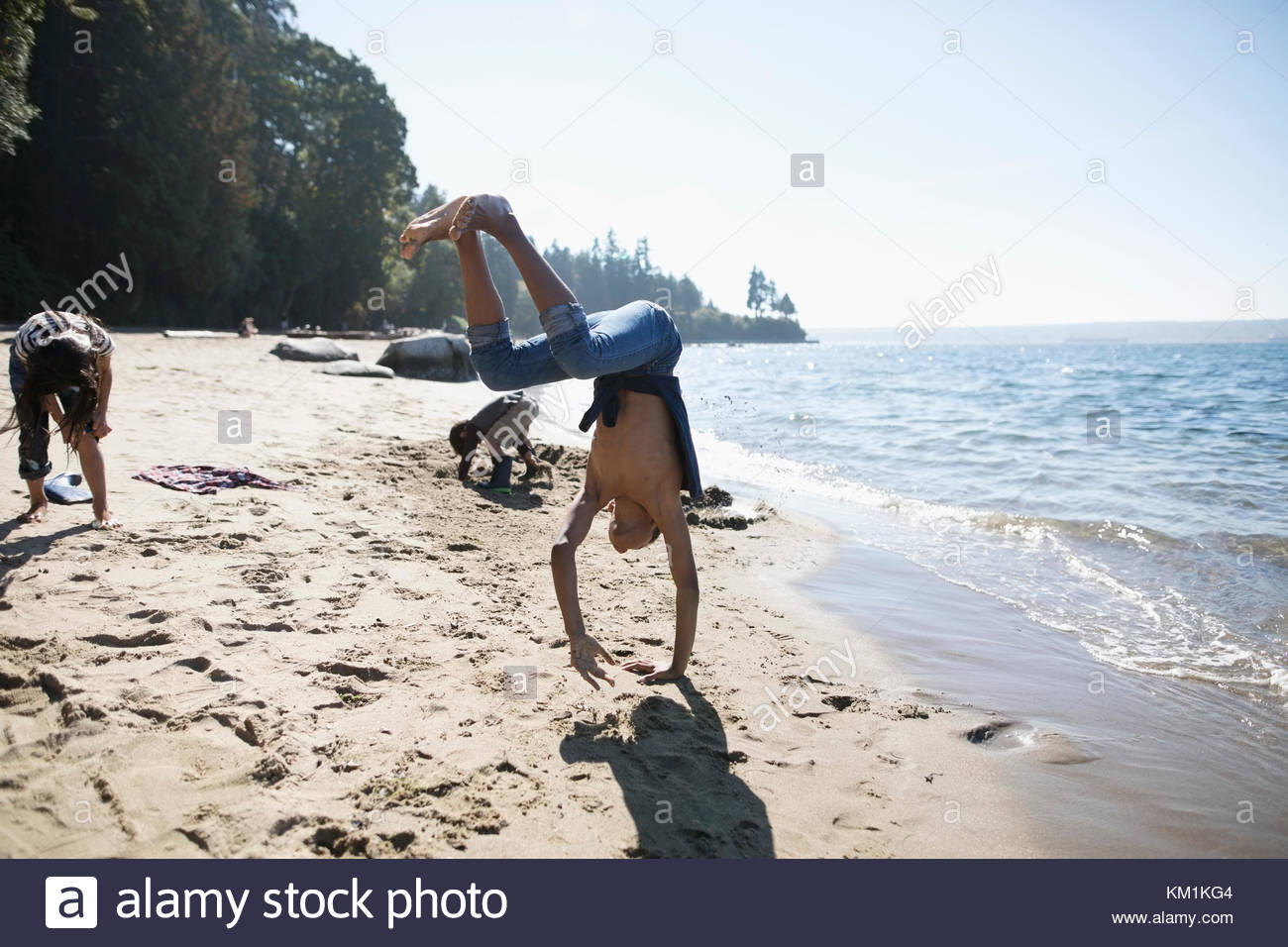 Boy Doing Handstand Stock Photos & Boy Doing Handstand Stock Images - Alamy