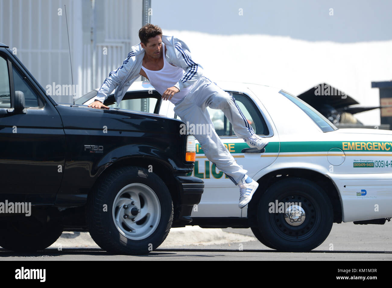 Sean Graham Waist High Resolution Stock Photography and Images - Alamy