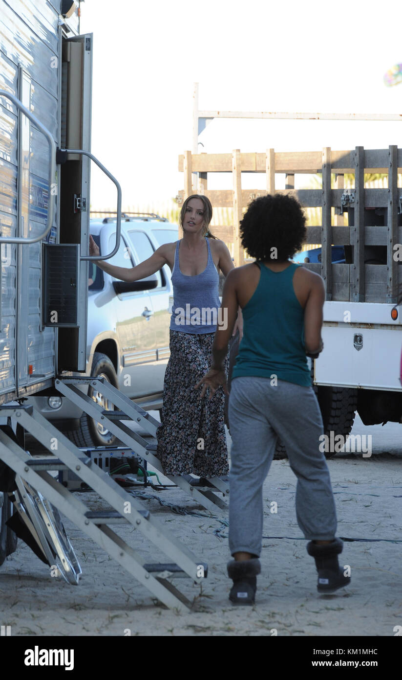 MIAMI BEACH, FL - MARCH 16: Actors Annie Ilonzeh, Rachael Taylor ...