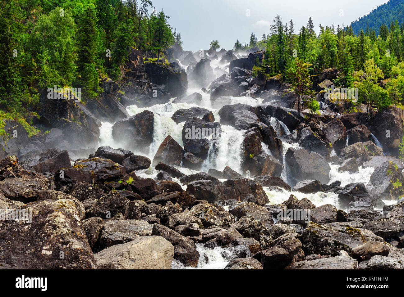 Uchar waterfall hi-res stock photography and images - Alamy