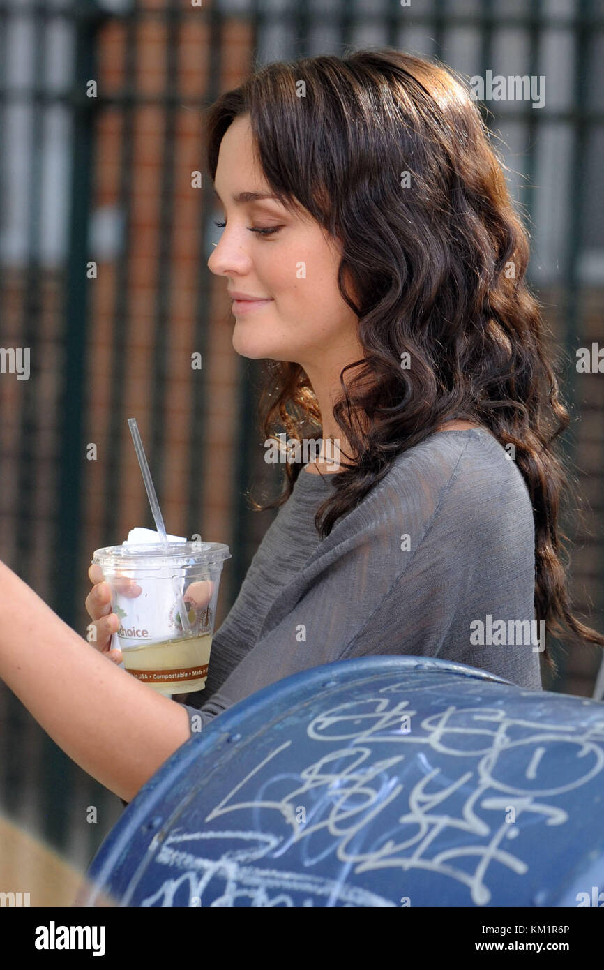 NEW YORK CITY, NY - JULY 28: Leighton Meester arrives to the set of ...