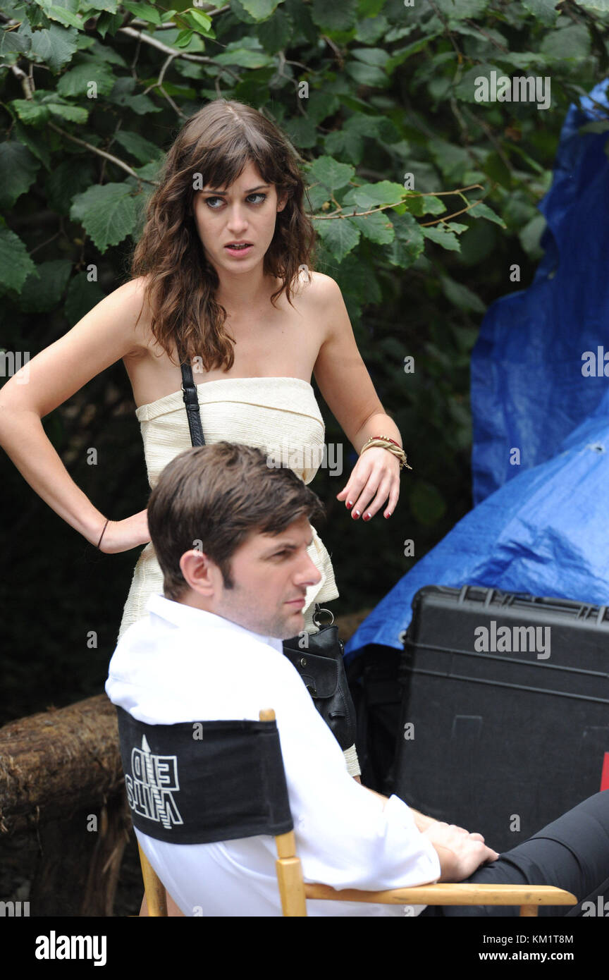 NEW YORK - SEPTEMBER 21: Lizzy Caplan Adam Scott on the set of ...