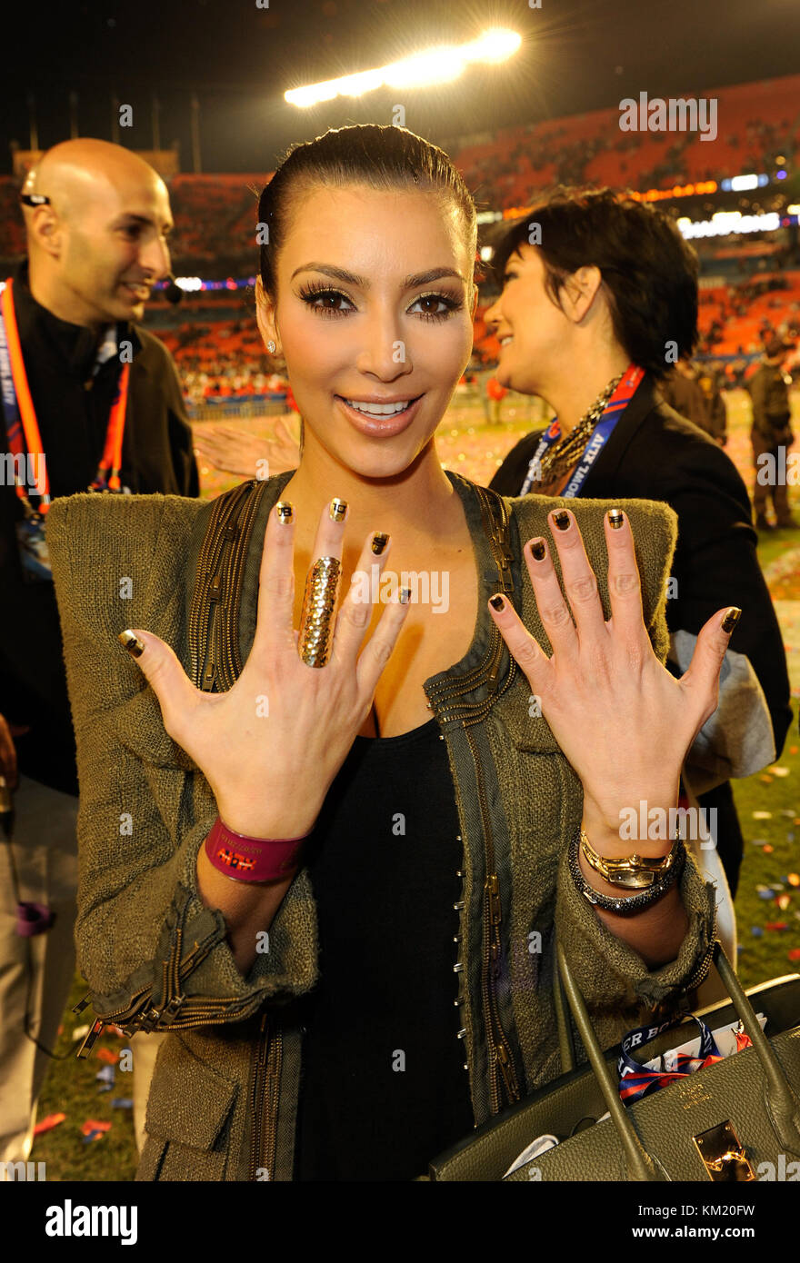 SMG FL30 Celebrities Super Bowl XLIV 020710 80.JPG MIAMI GARDENS, FL ...