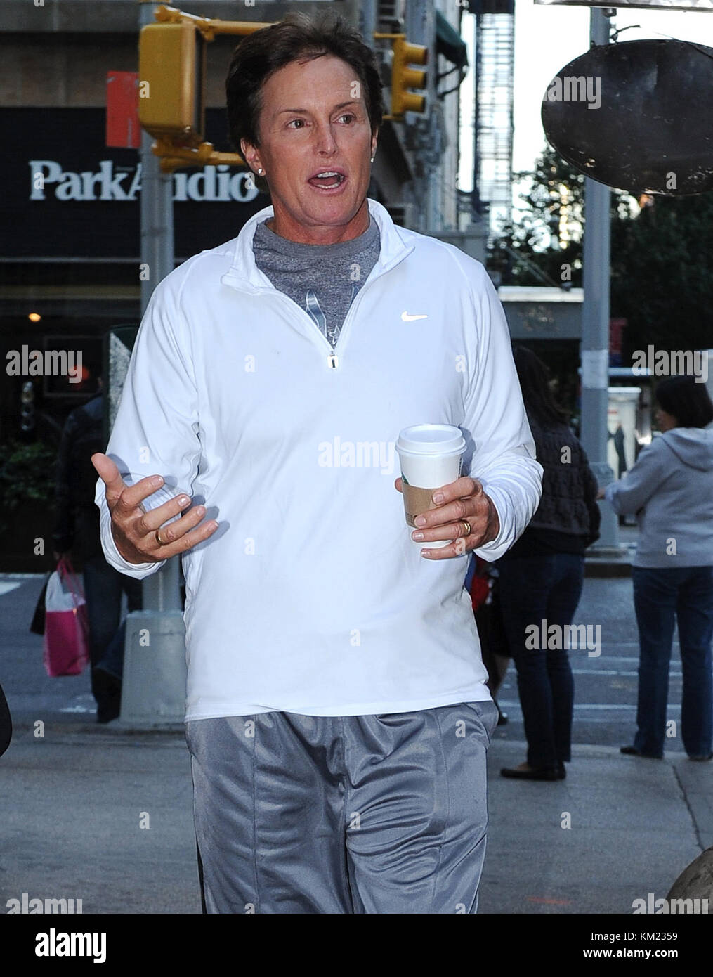 NEW YORK, NY - OCTOBER 04: Kris Jenner arrives at her hotel as husband ...