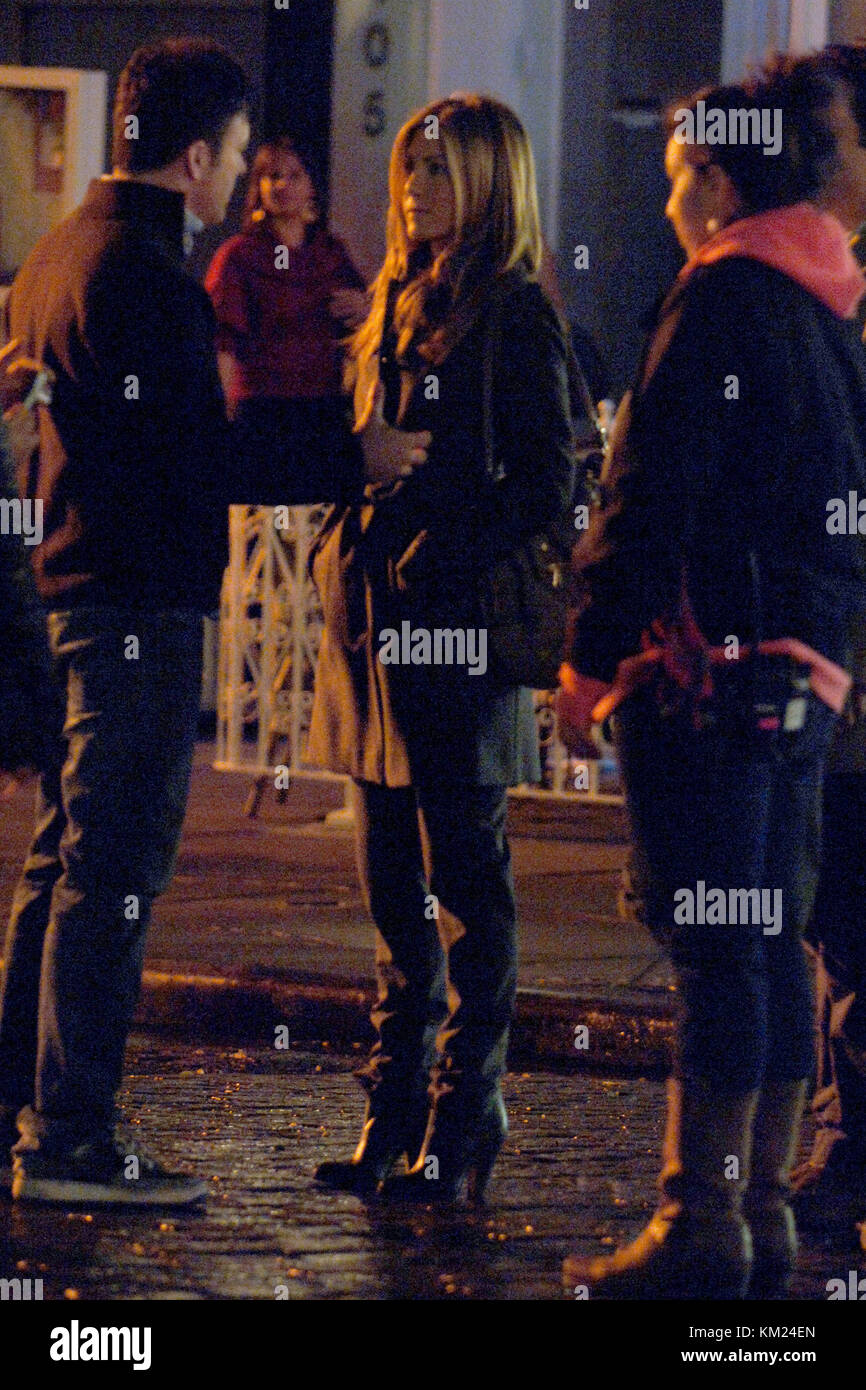 NEW YORK - APRIL 08: Jason Bateman and Jennifer Aniston seen on ...