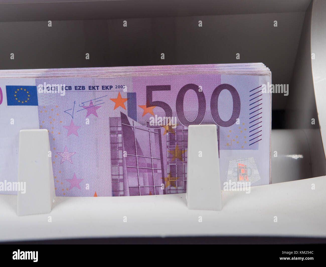 Money counting machine hi-res stock photography and images - Alamy