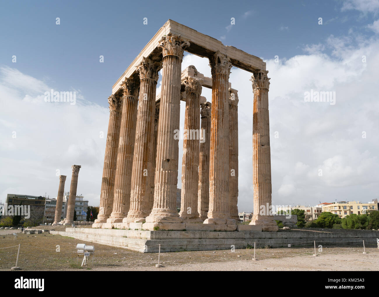 Temple pillars hi-res stock photography and images - Alamy