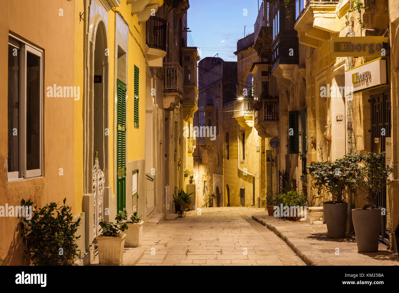 Vittoriosa street hi-res stock photography and images - Alamy
