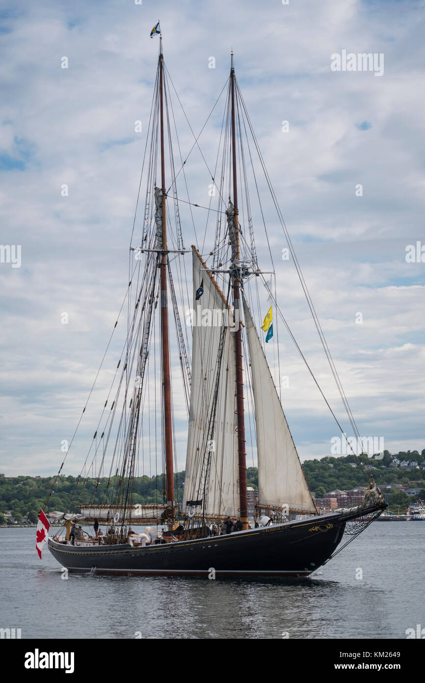 Fishing schooner hi-res stock photography and images - Alamy