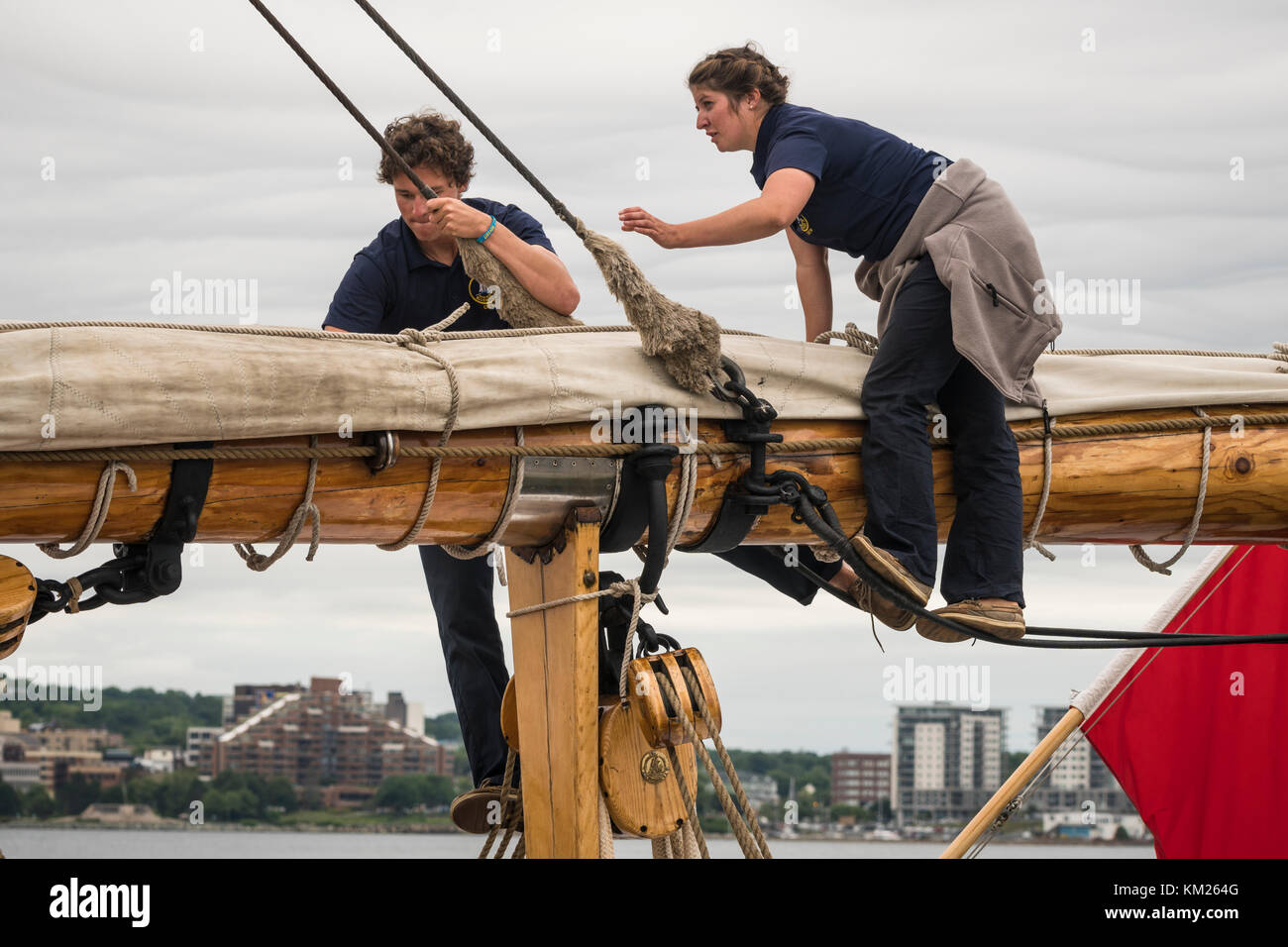 Replica Grand Banks fishing schooner "Bluenose II" is Nova Scotia's ...