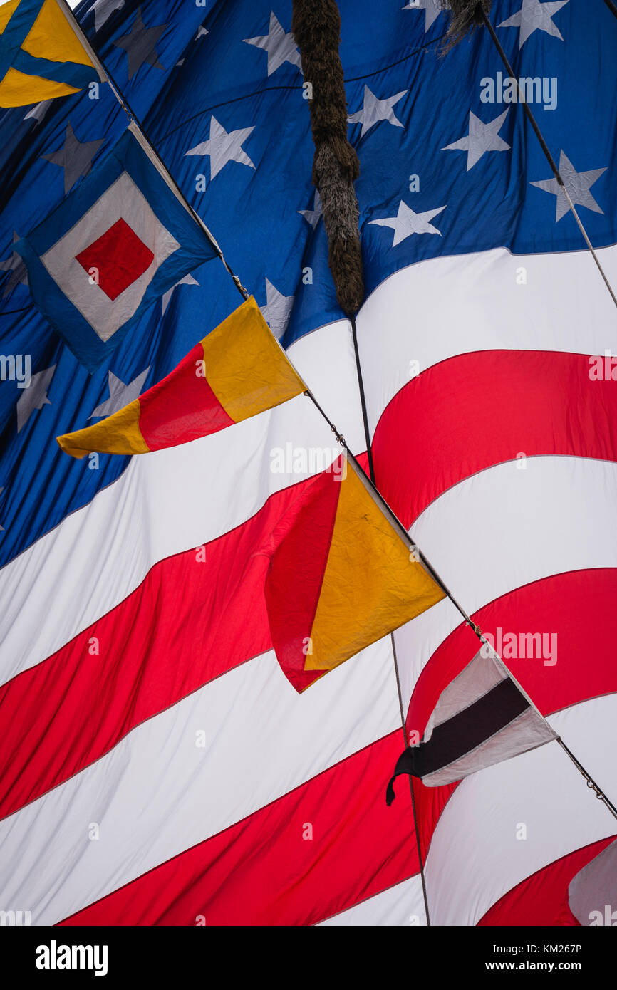 Uscg eagle hi-res stock photography and images - Alamy