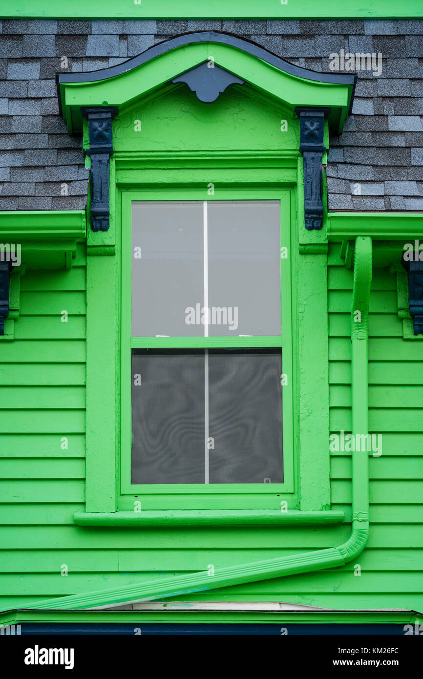 Green house with lime window frame hi-res stock photography and images ...