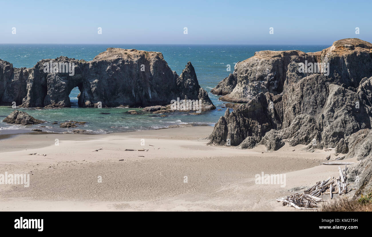Arch Rock in Oregon, USA Stock Photo - Alamy