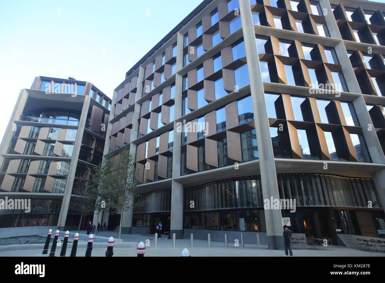 Bloomberg London Head Office Stock Photo - Alamy
